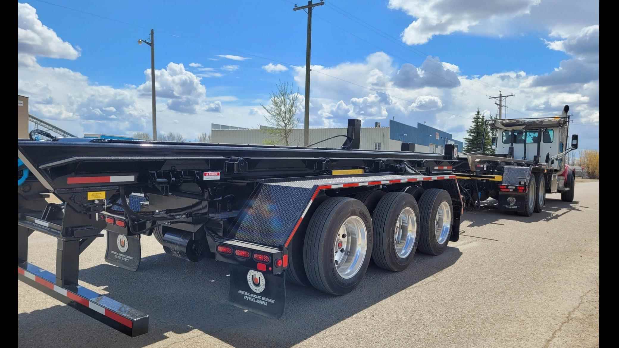 UHE-RD: ROLL OFF TRAILER